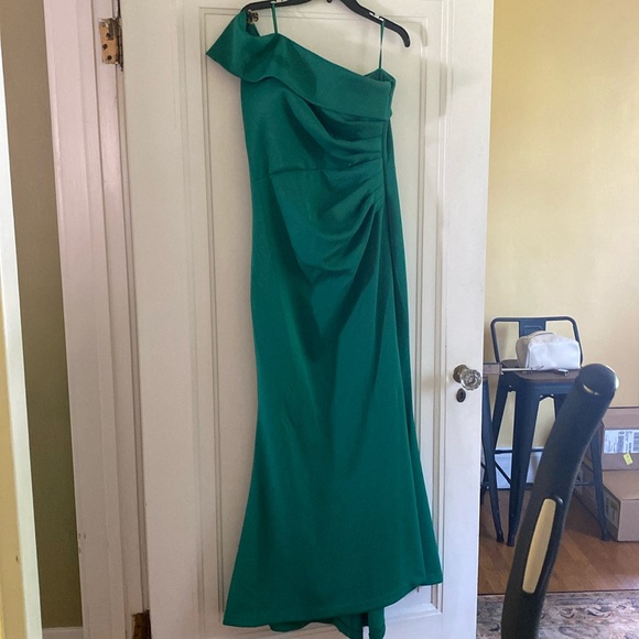 Eliza J | Dresses | Eliza J Off The Shoulder Fit And Flare Gown Size 4 ...